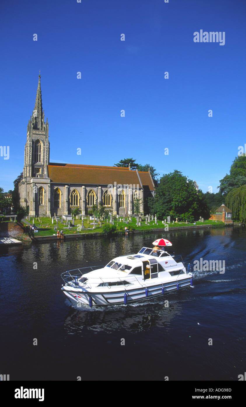 Marlow all saints parish church hi-res stock photography and images - Alamy
