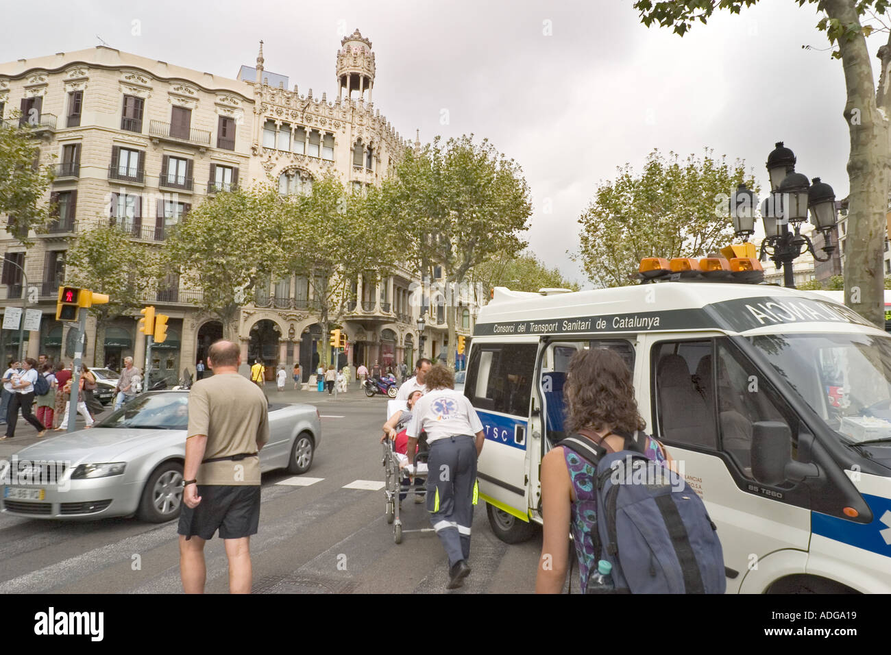 Patient ambulance in spain hi-res stock photography and images - Alamy