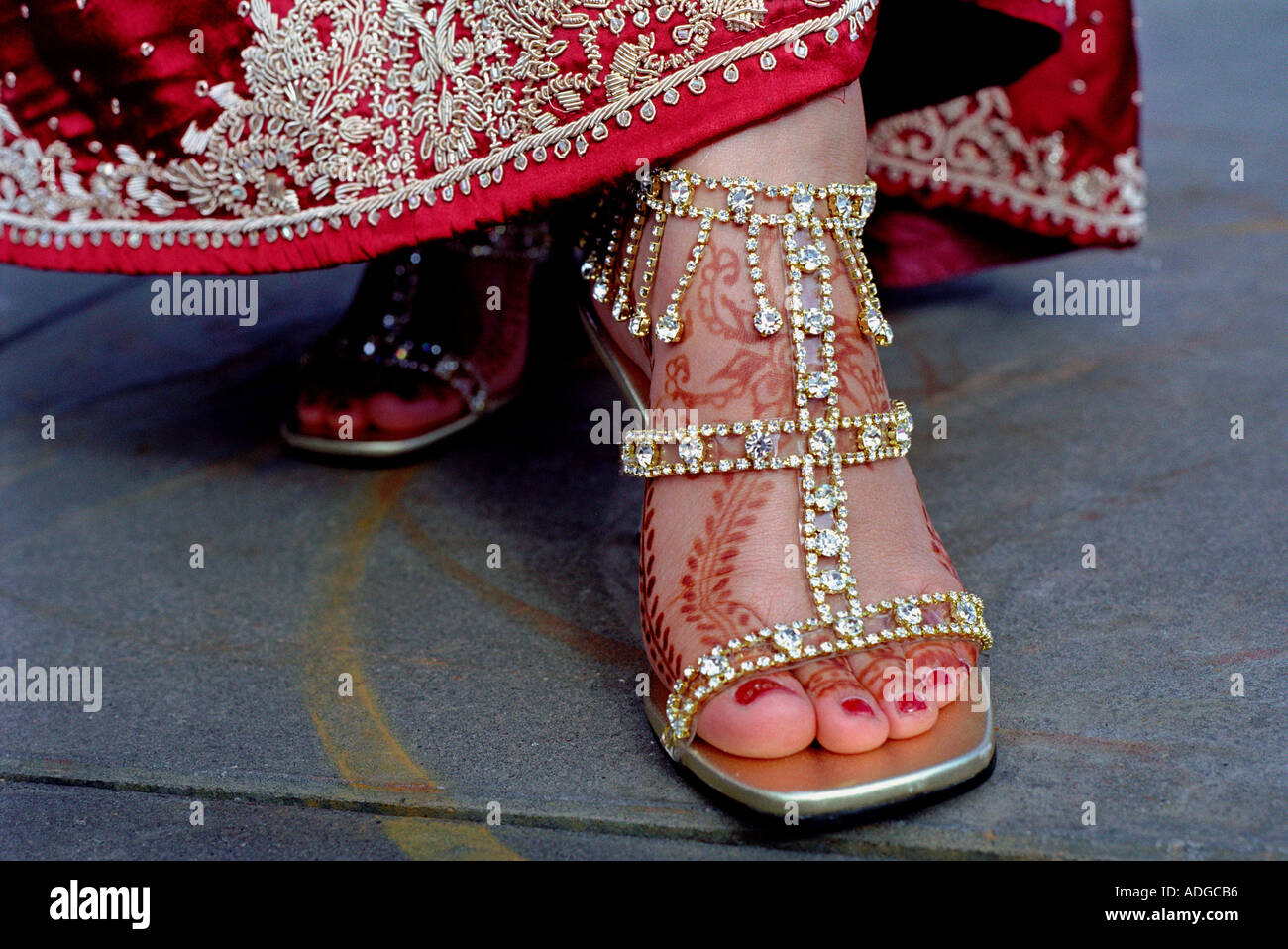 India wedding shoes hi-res stock photography and images - Alamy