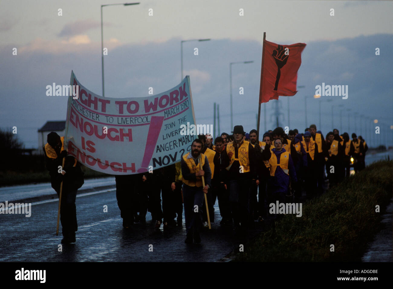 People walking marching protesting hi-res stock photography and images ...