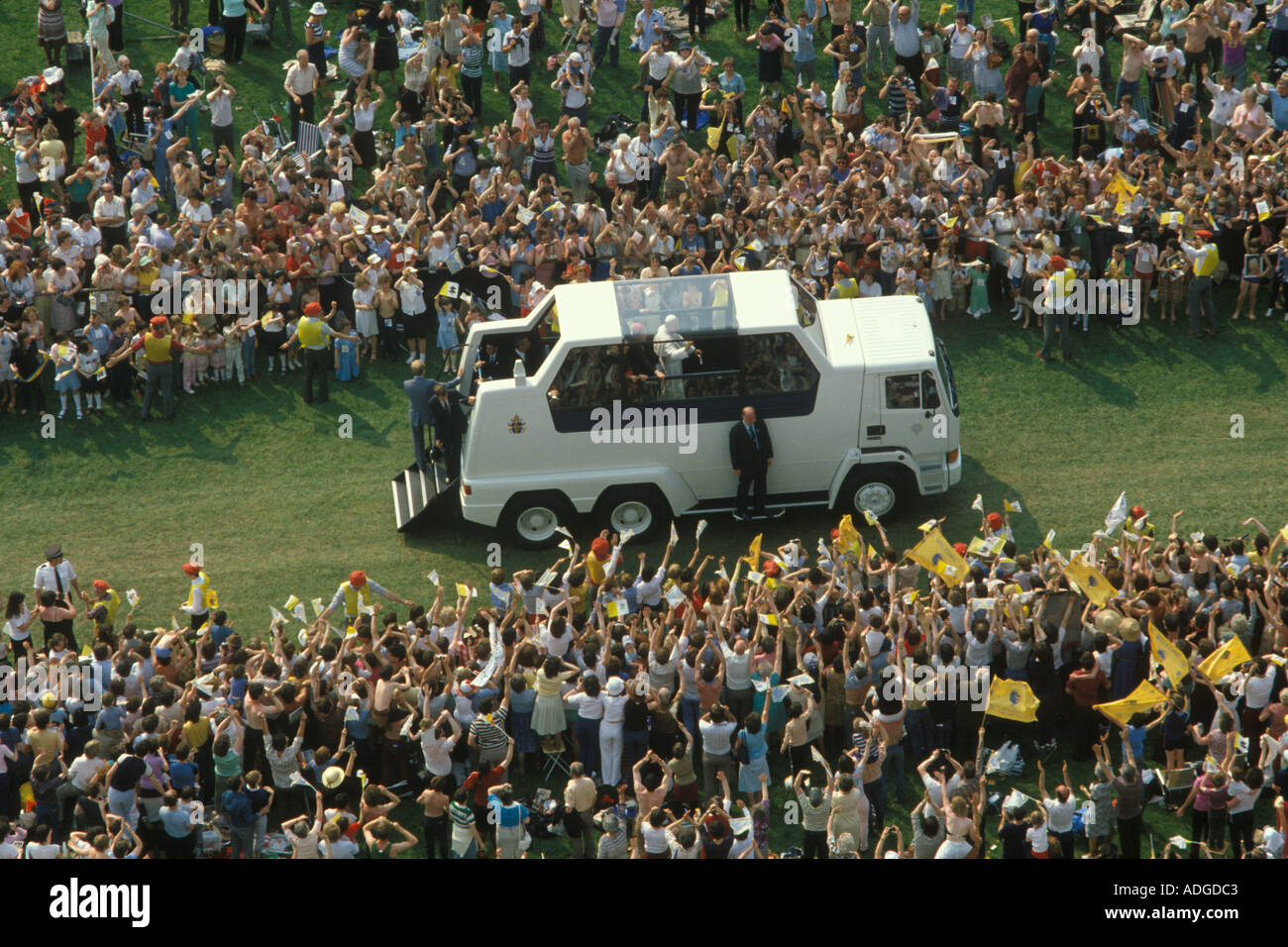 Pope John Paul 2 visits Glasgow Scotland UK Popemobile in Bellahouston ...