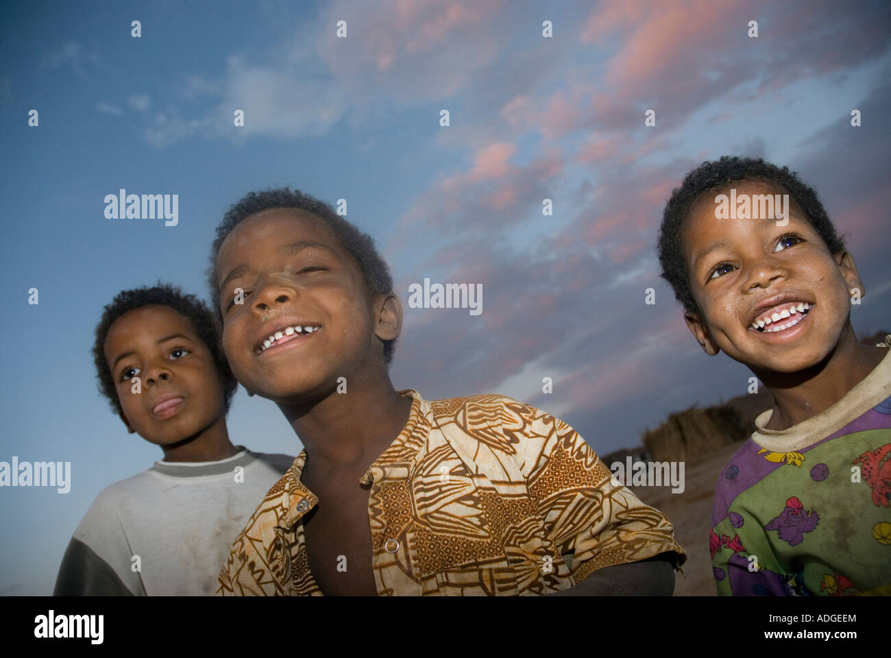 Tuareg children hi-res stock photography and images - Alamy