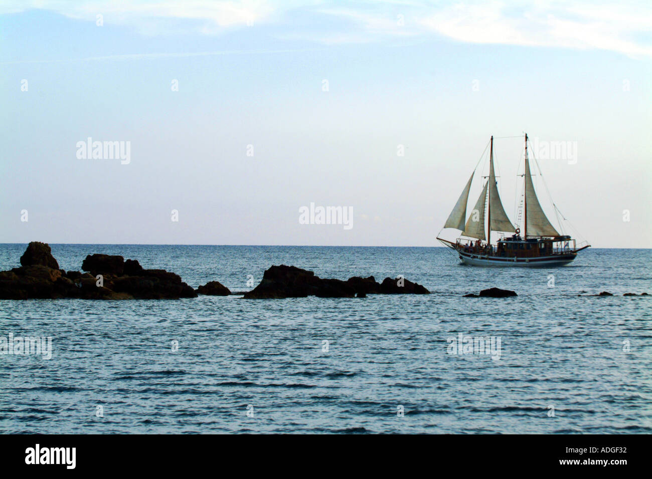 clipper cutter sail sailing Stock Photo - Alamy