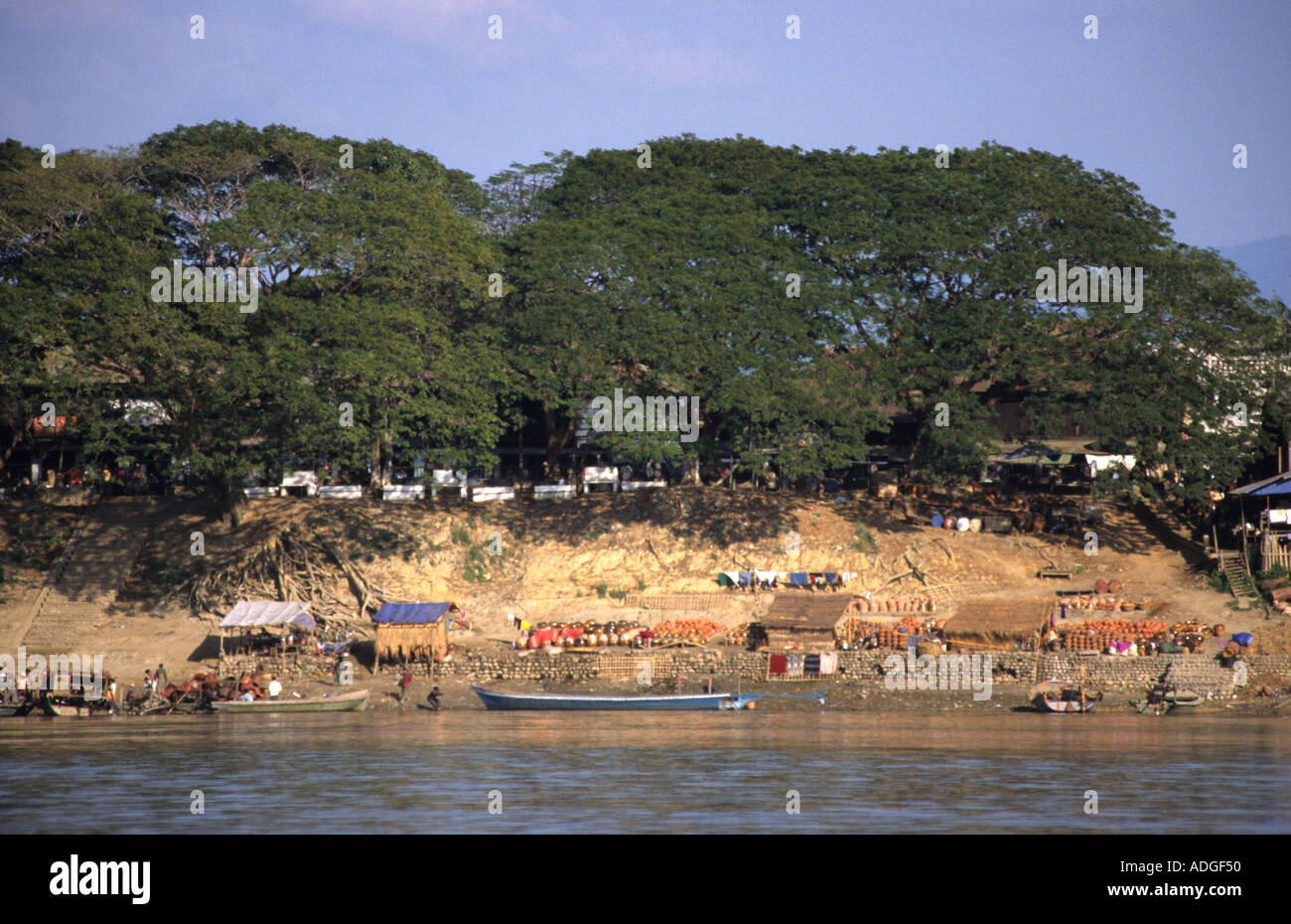 Bhamo hi-res stock photography and images - Alamy