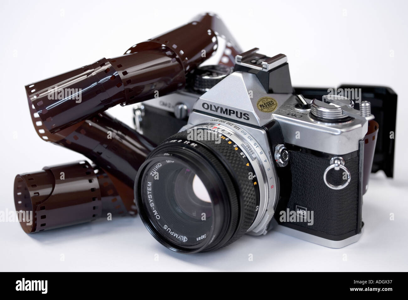35mm film camera Stock Photo - Alamy