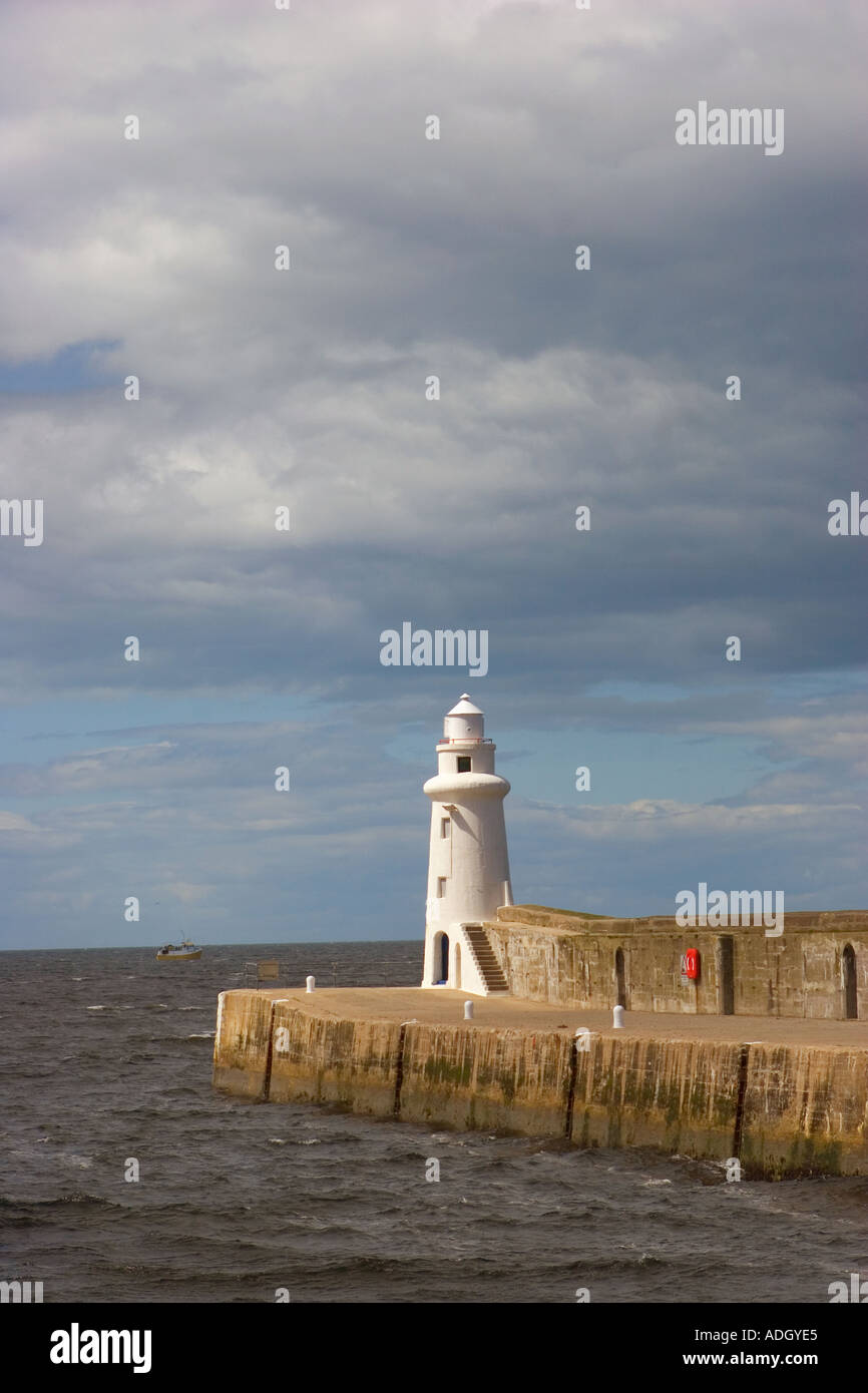 Banff and mcduff pier light breakwater harbor banff bay aberdeenshire ...