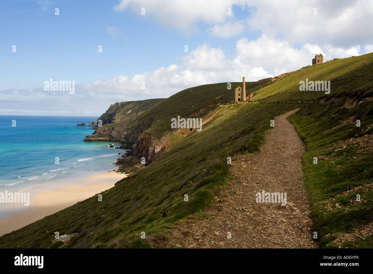 Chapel porth beach mine hi-res stock photography and images - Alamy