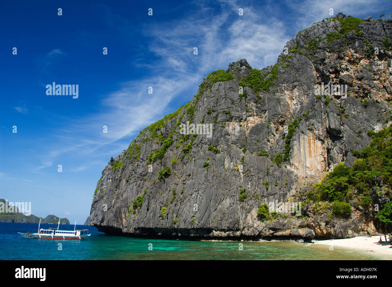 Philippines Luzon Palawan Province El Nido Town Bacuit Bay Island ...