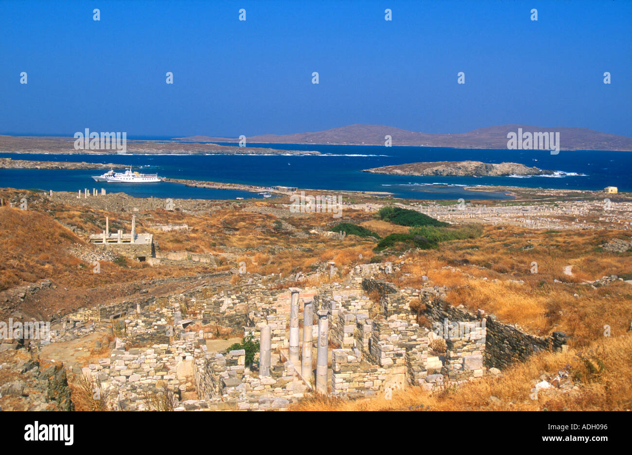 Island of delos house of masks hi-res stock photography and images - Alamy