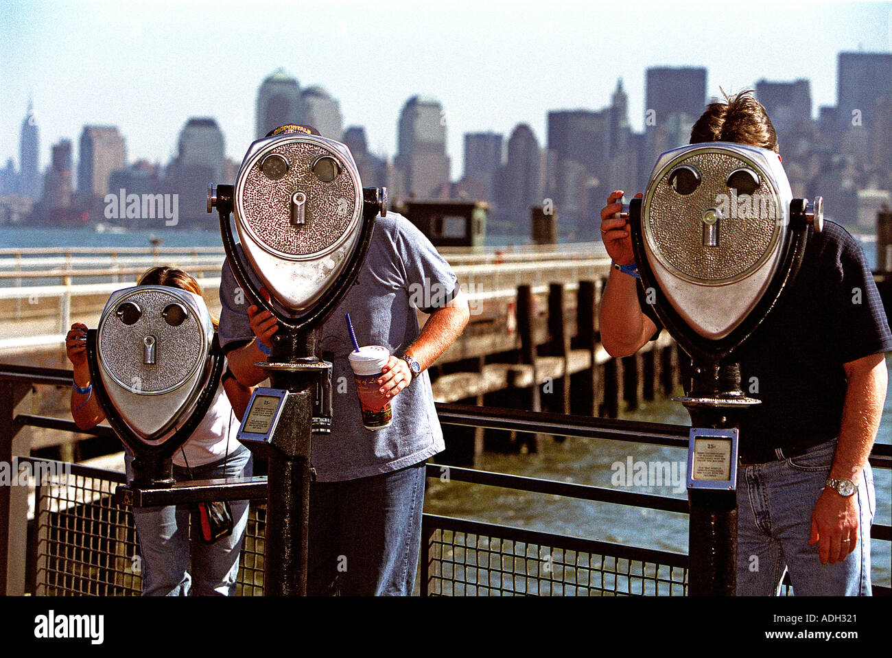 Binos hi-res stock photography and images - Alamy