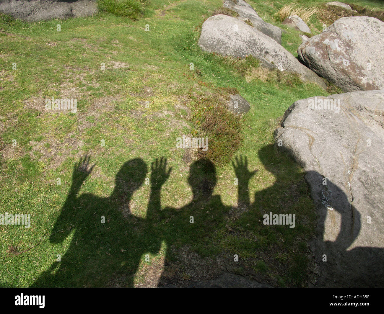 Shadows people waving hi-res stock photography and images - Alamy