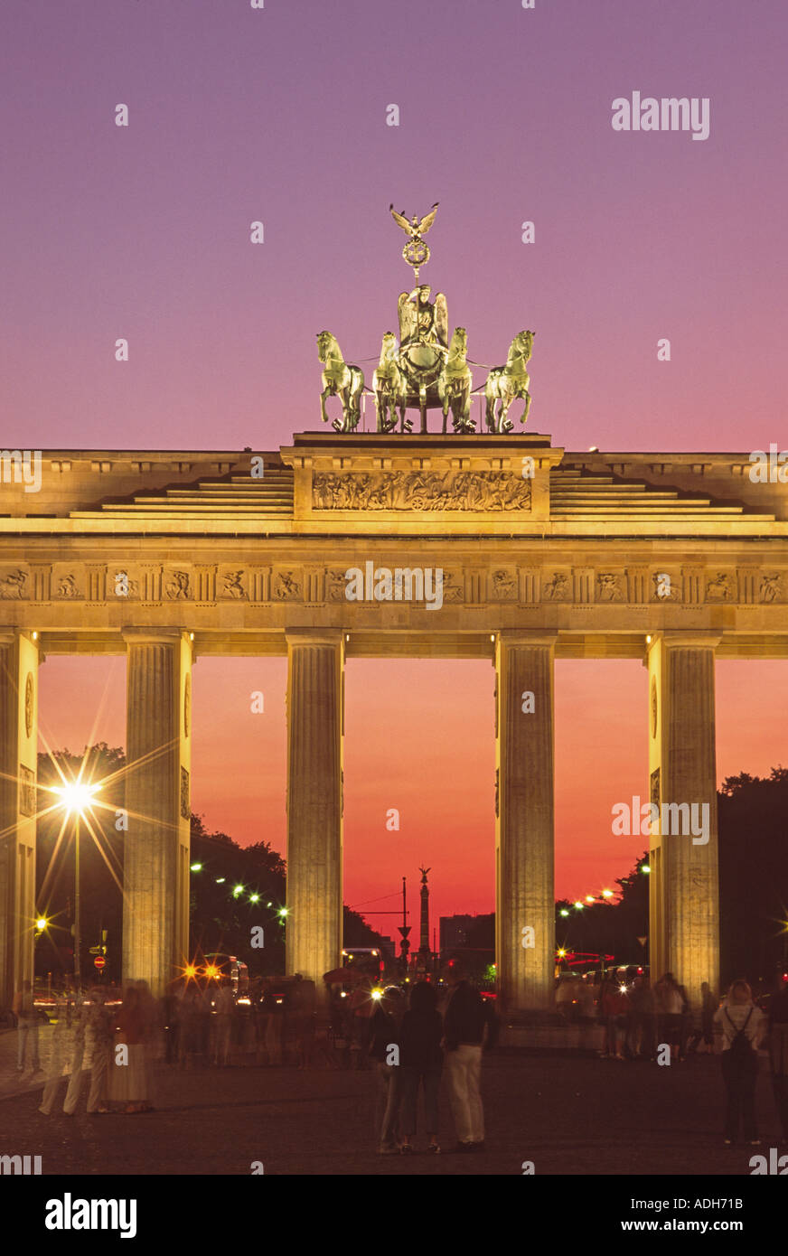 Berlin vertical hi-res stock photography and images - Alamy