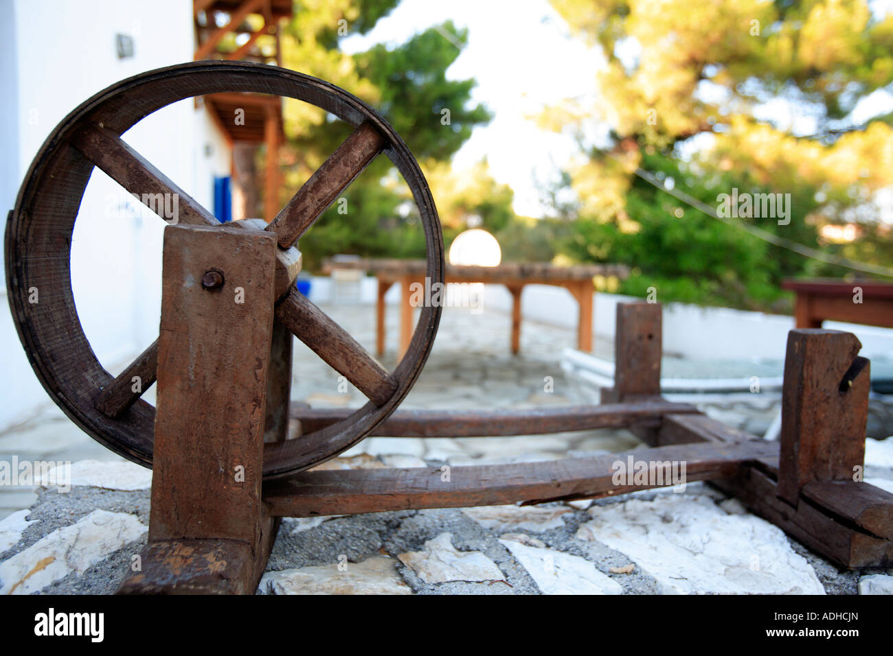 EUROPE GREECE AN OLD FASHIONED WOODEN LOOM Stock Photo - Alamy