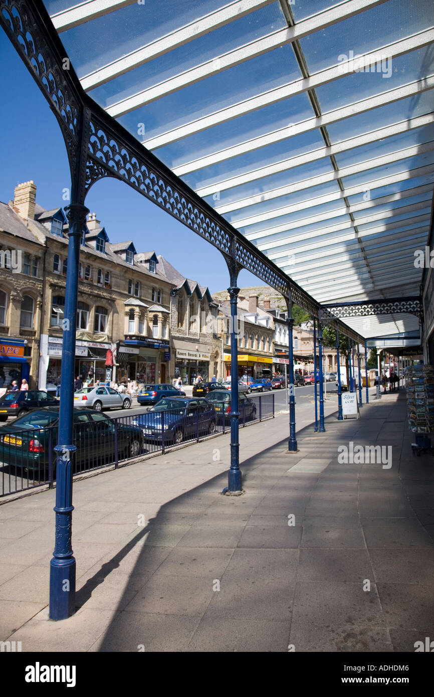 Victorian shop front hi-res stock photography and images - Alamy