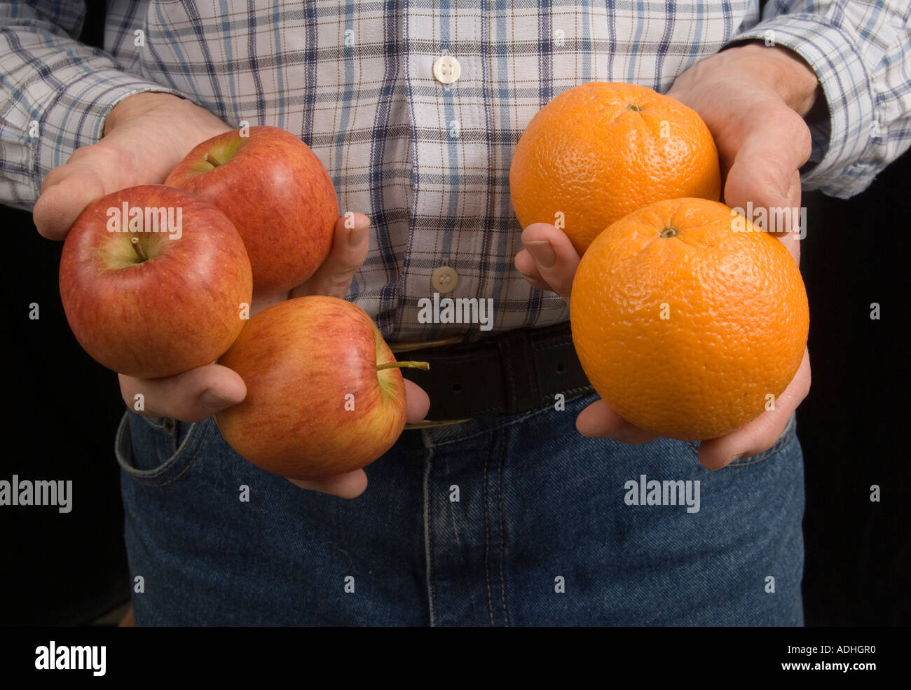 Comparing Apples And Oranges High Resolution Stock Photography and Images - Alamy