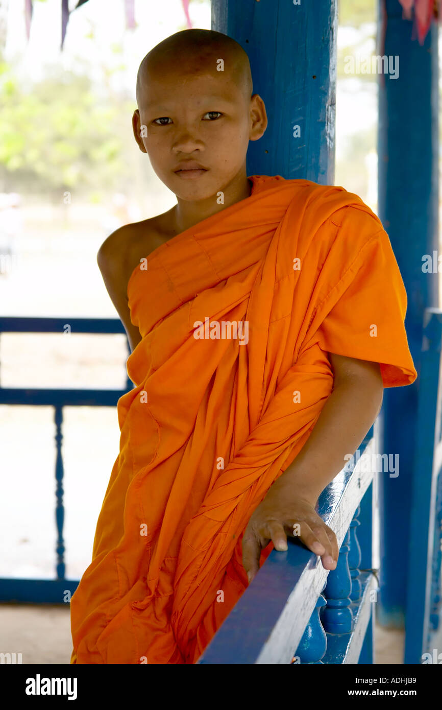 Novice monk Cambodia Stock Photo - Alamy