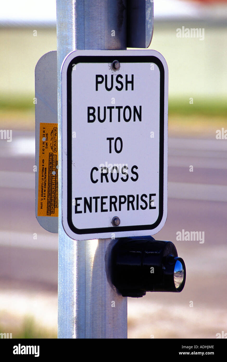 Pedestrian crossing sign Miami Stock Photo - Alamy