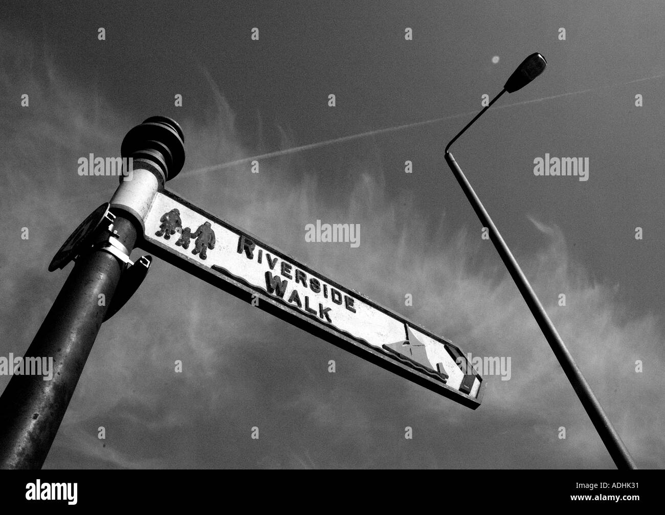 Riverside sign Black and White Stock Photos & Images - Alamy