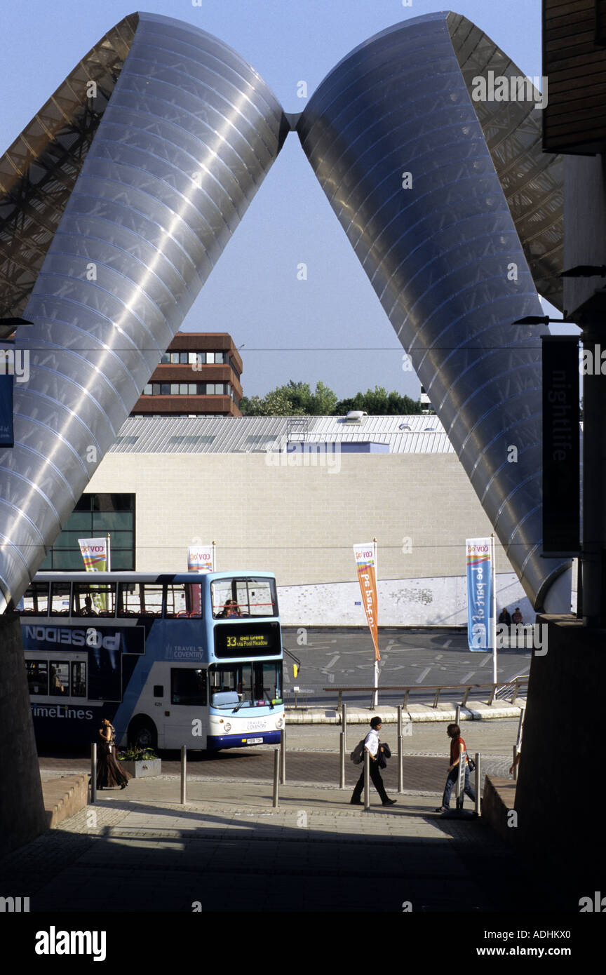 Whittle Arch and Travel Coventry bus in Millennium Place, Coventry ...