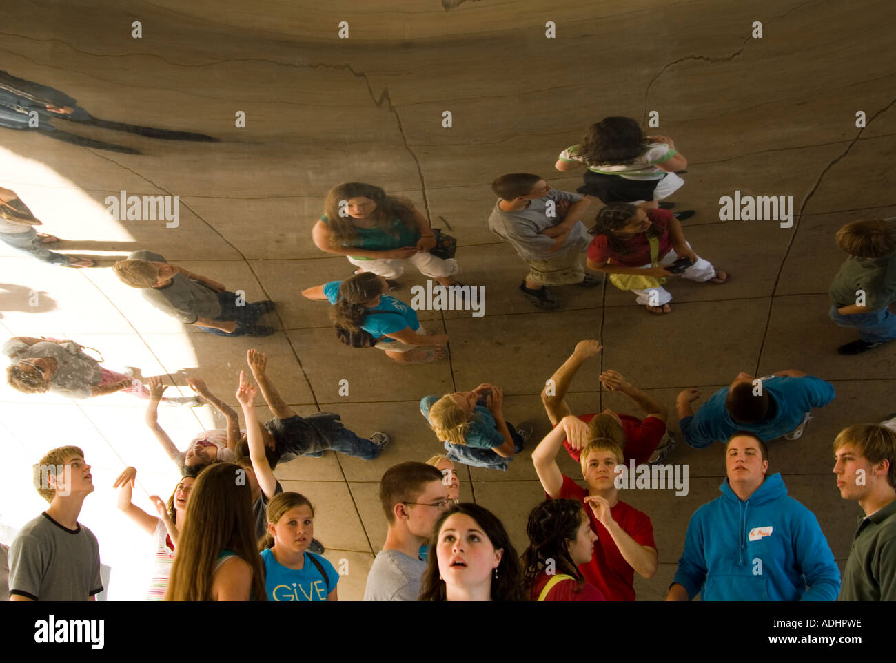 Under the Chicago Bean Sculpture / Millennium Park Stock Photo - Alamy