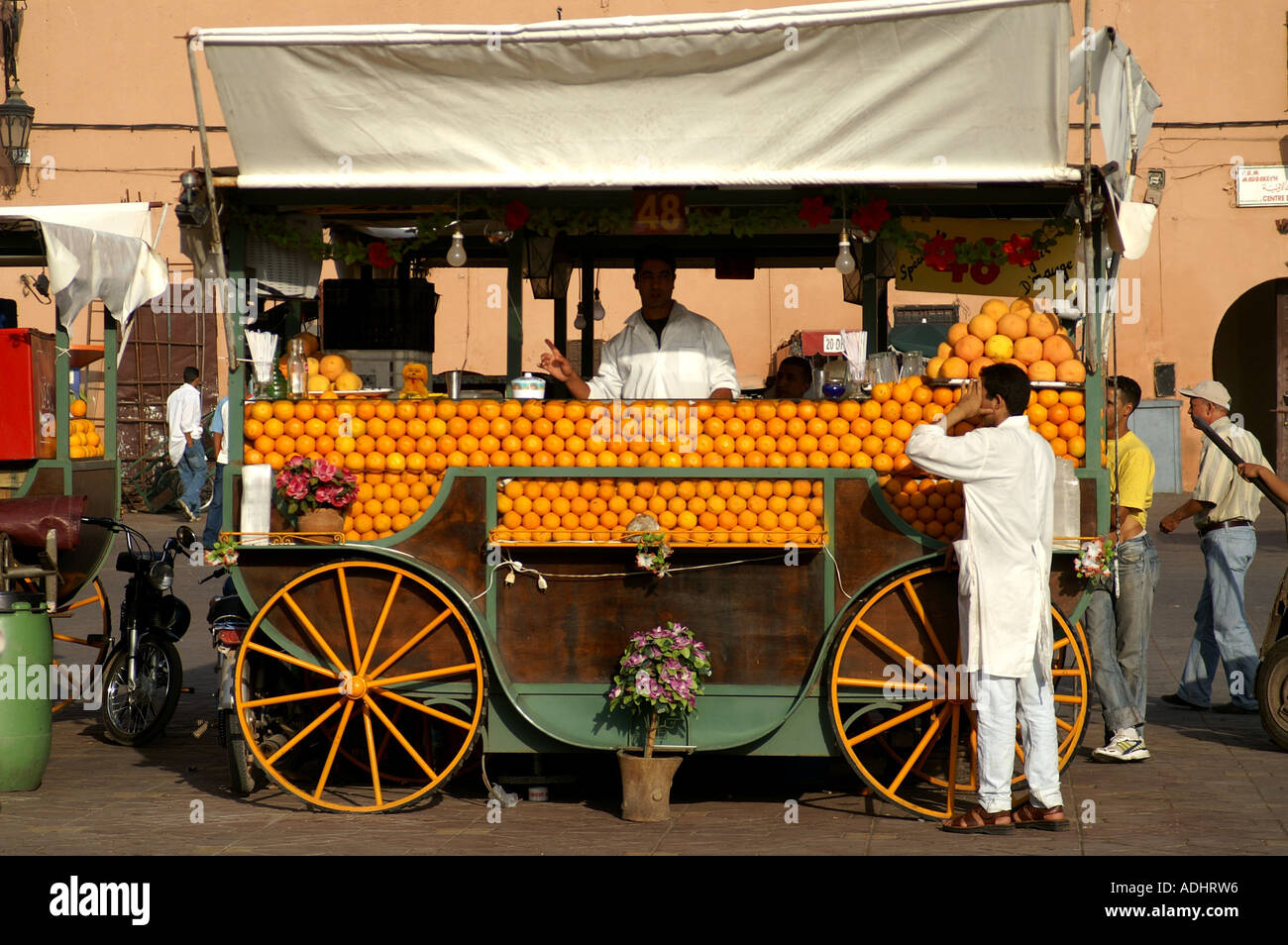 Orange juice vendors in place Jemaa el-Fna Marrakech Morocco Stock ...