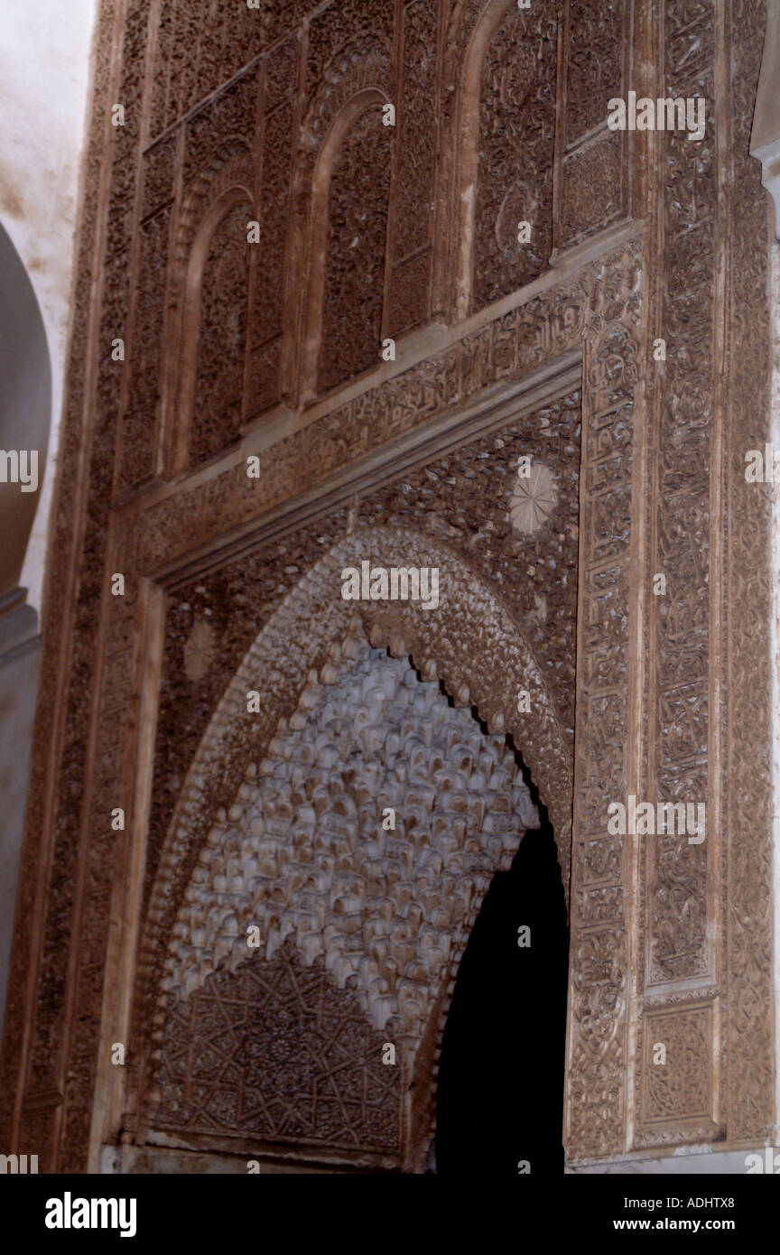 Archway in old marakech building hi-res stock photography and images ...