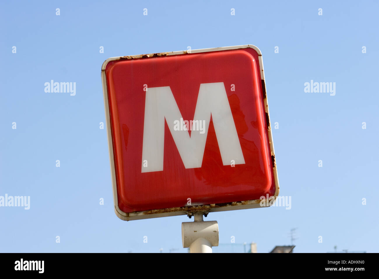 Naples metro sign hi-res stock photography and images - Alamy