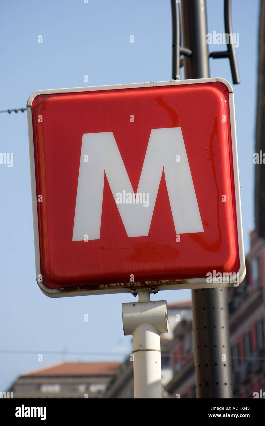Naples metro sign hi-res stock photography and images - Alamy