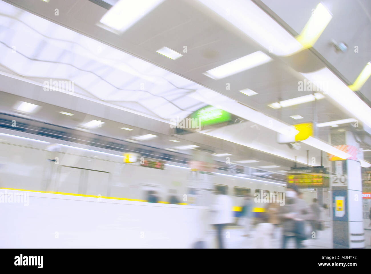 Bullet trains Japan shinkansen platform Stock Photo - Alamy