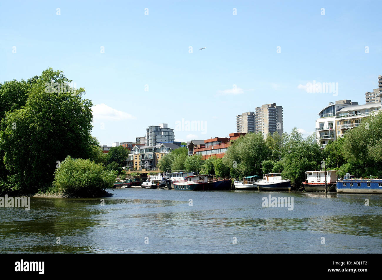 Kew River High Resolution Stock Photography and Images - Alamy