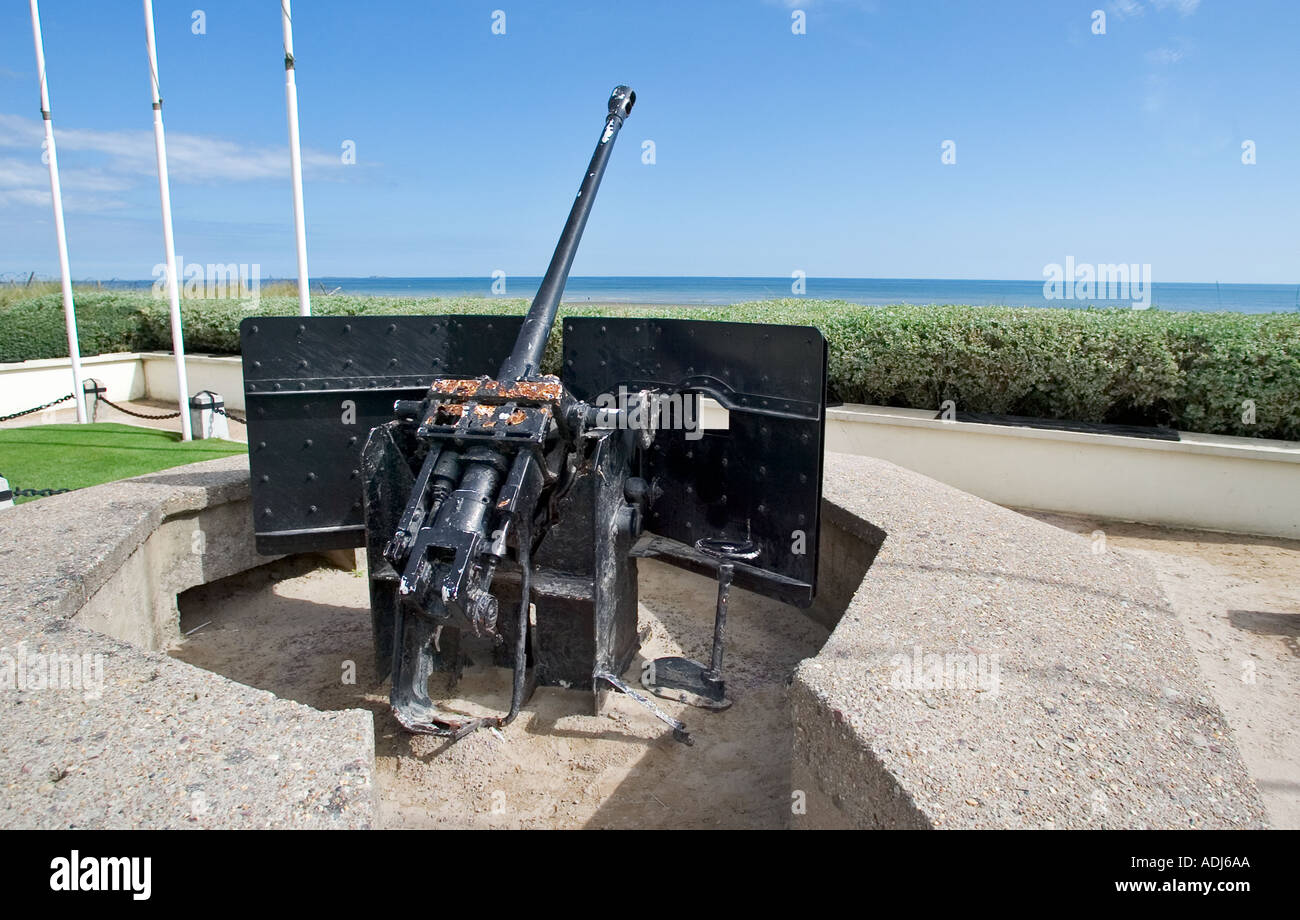Field gun hi-res stock photography and images - Alamy