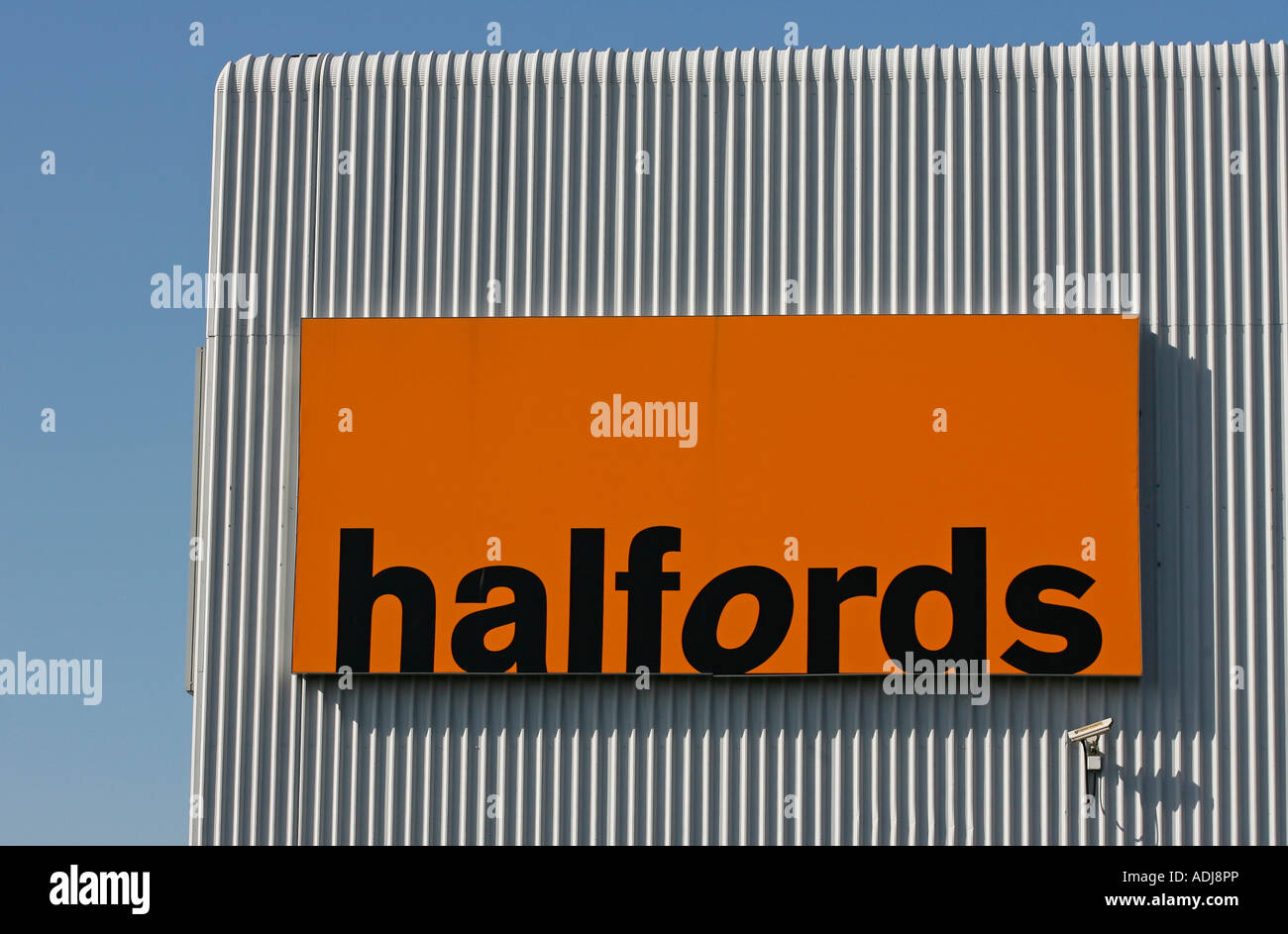 Halfords Logo High Resolution Stock Photography and Images - Alamy