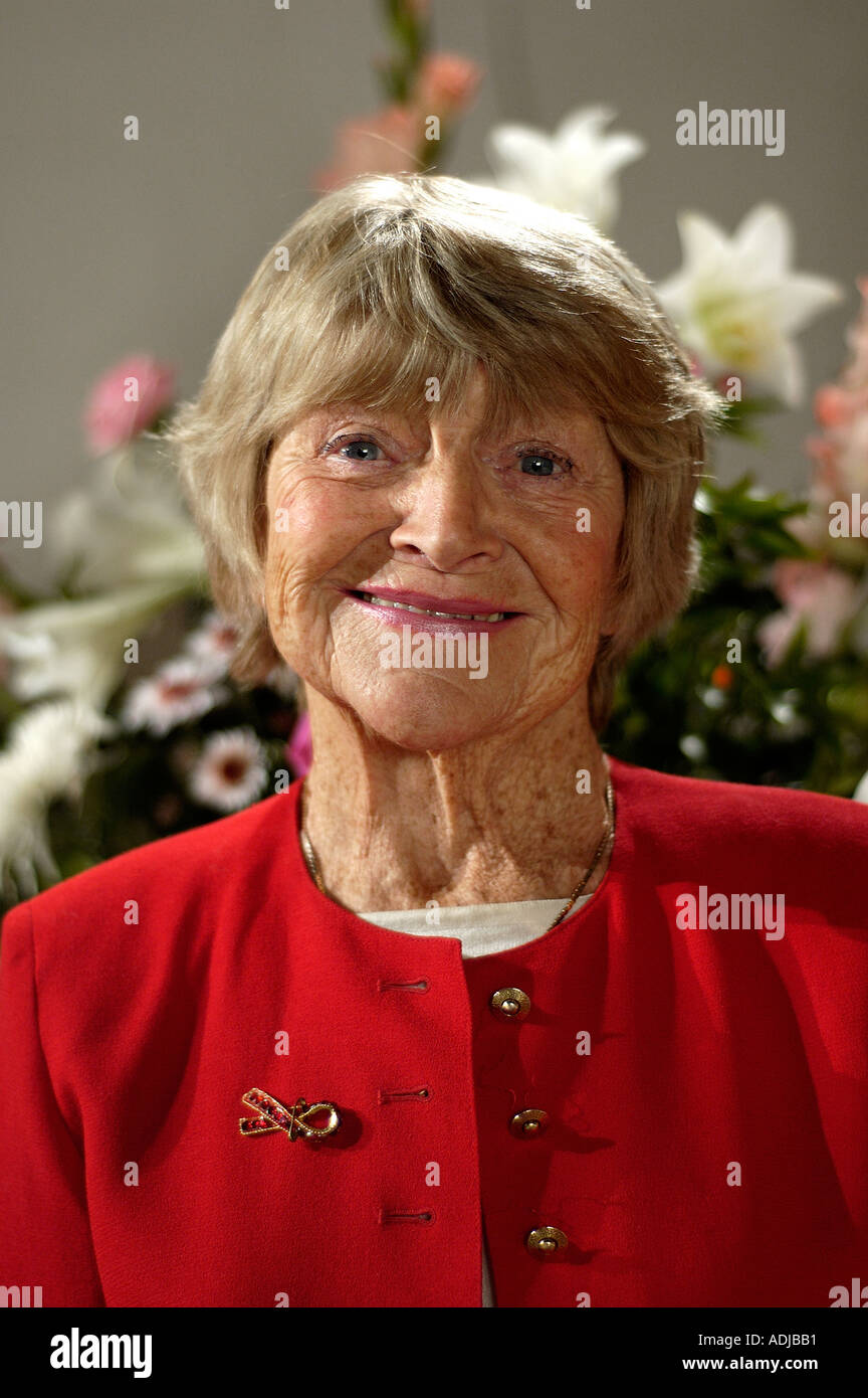 Dora Bryan High Resolution Stock Photography and Images - Alamy