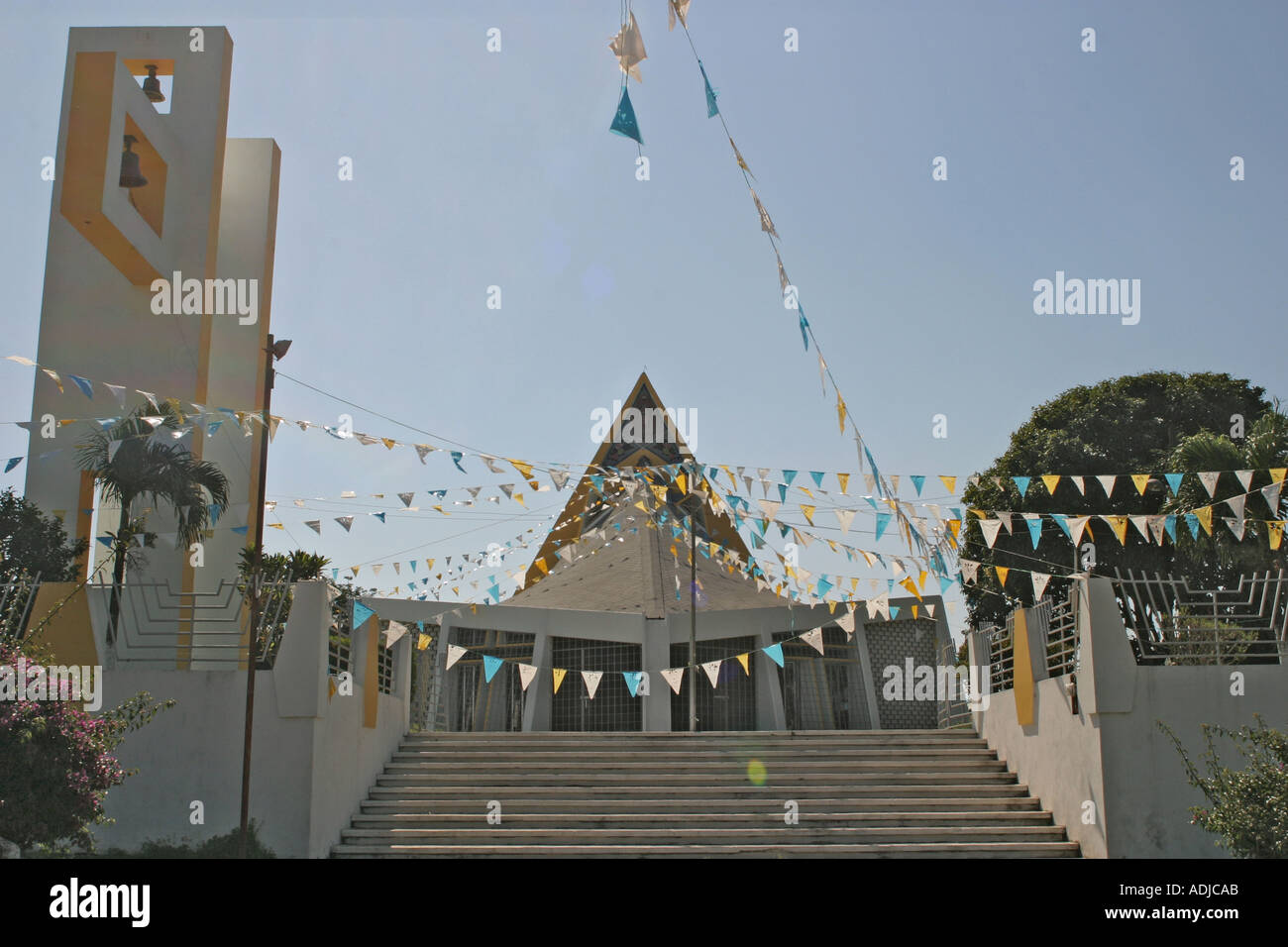 Mexico church bunting hi-res stock photography and images - Alamy