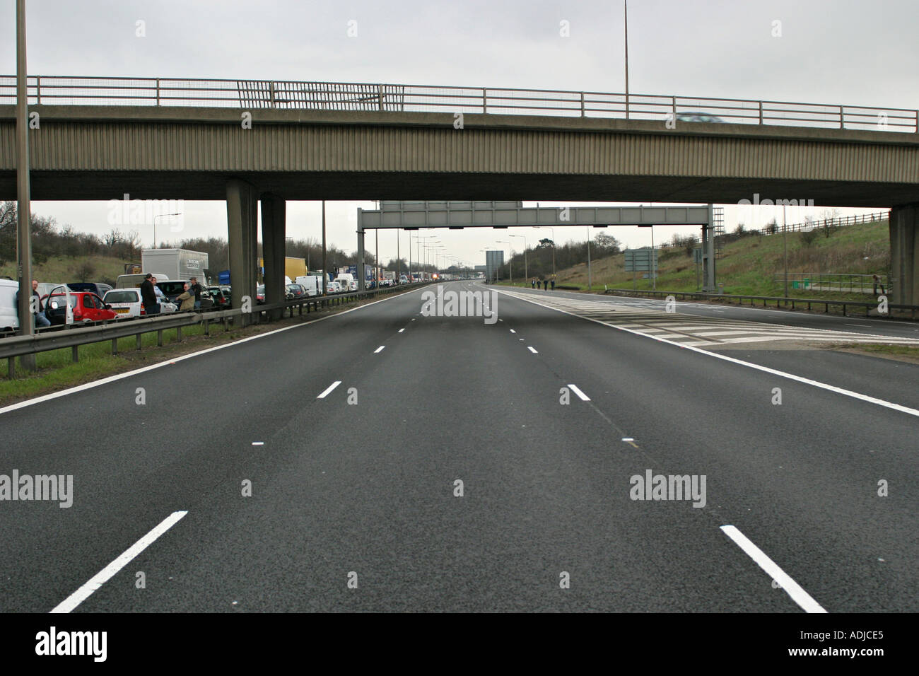 traffic jam on the M25 motorway Stock Photo - Alamy