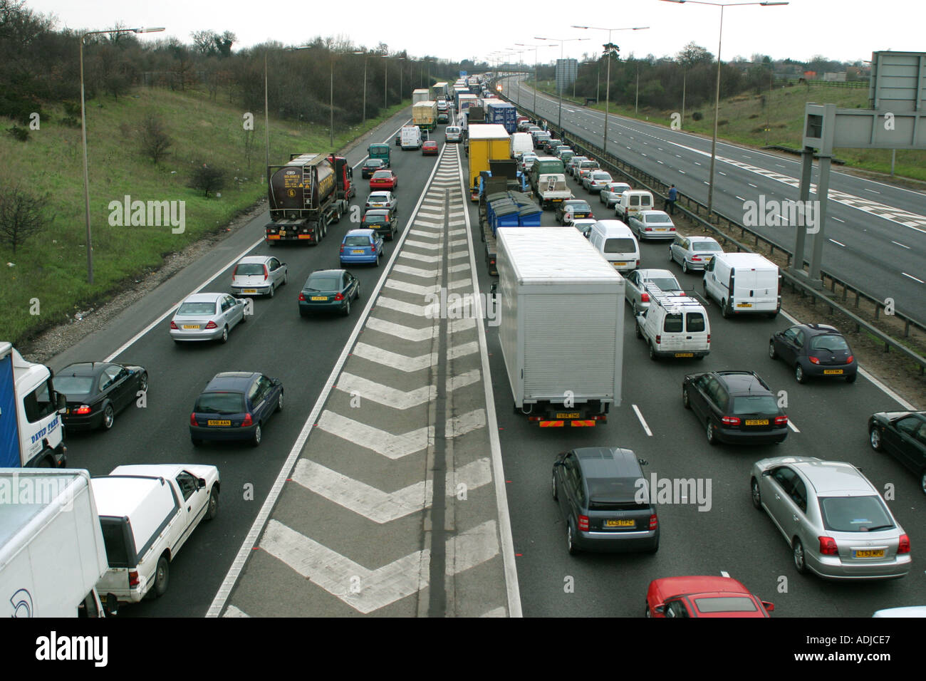 traffic jam on the M25 motorway Stock Photo - Alamy