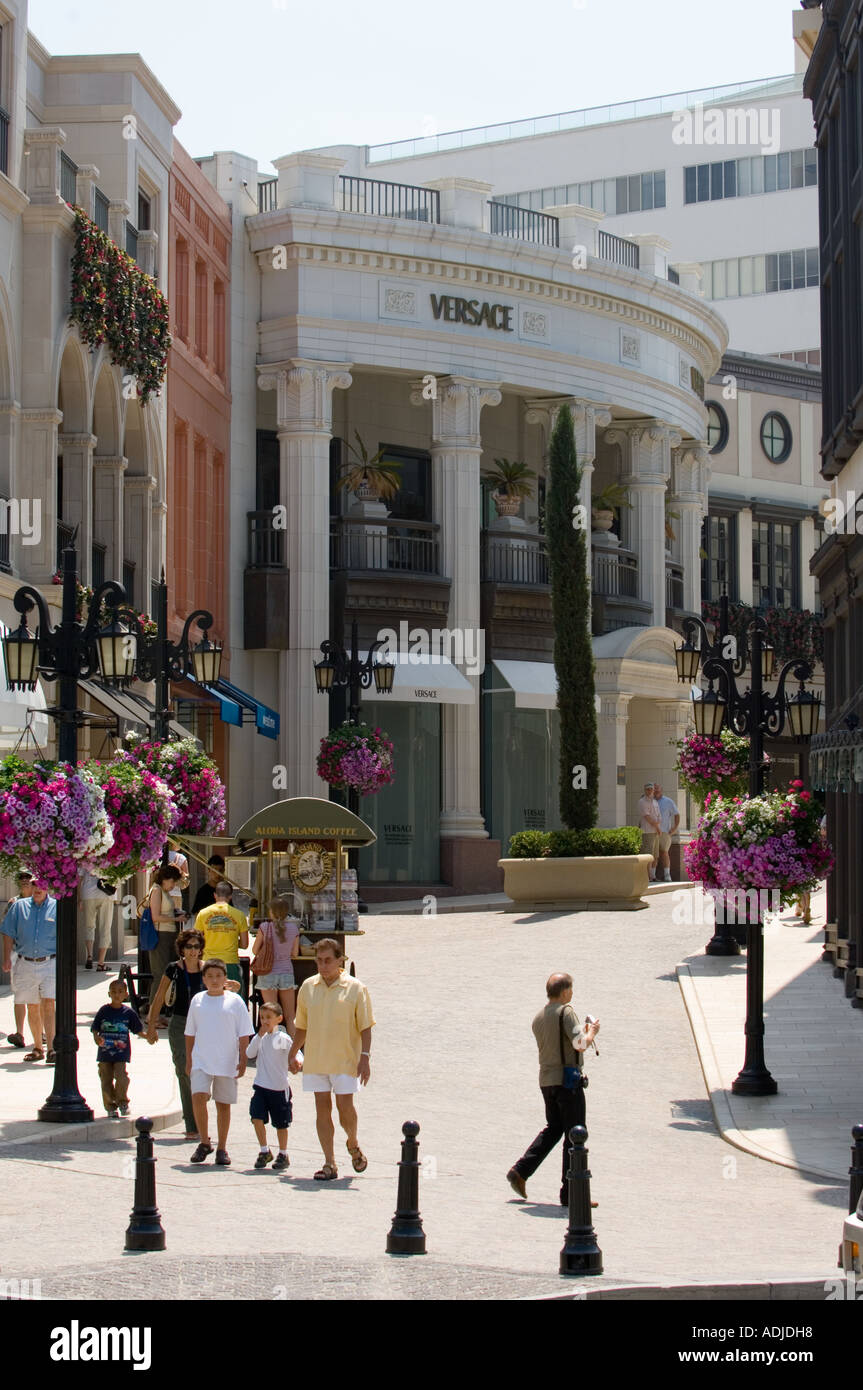 Storefront in Beverly Hills Rodeo Drive California Stock Photo - Alamy