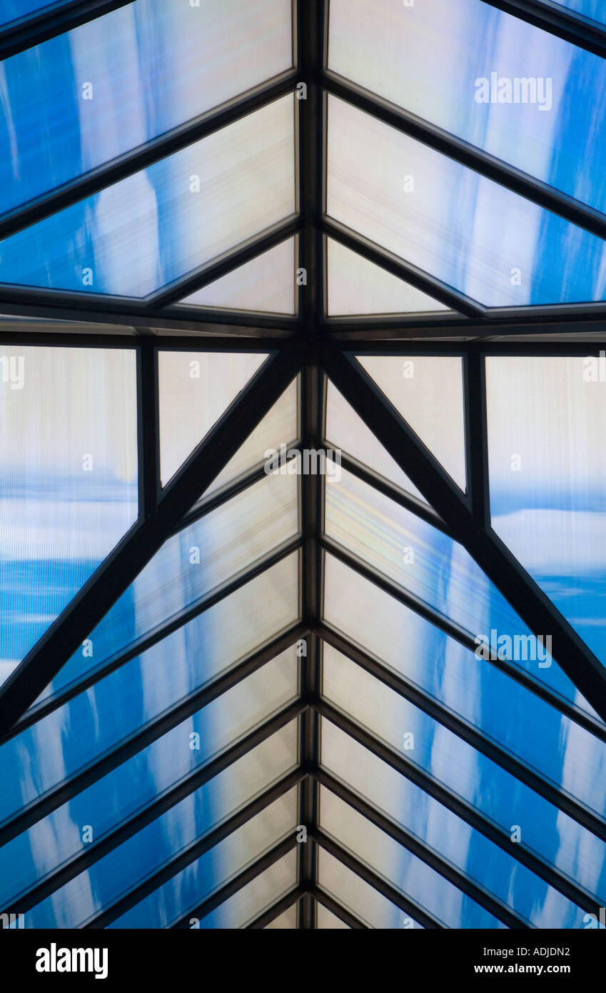 Angles pattern hi-res stock photography and images - Alamy