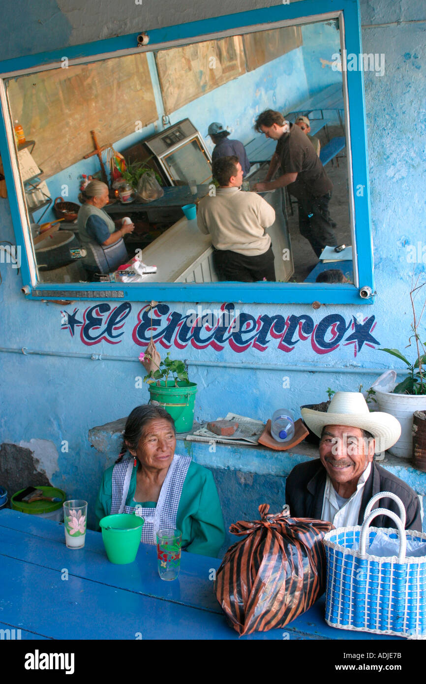 Indigenous mexicans hi-res stock photography and images - Alamy