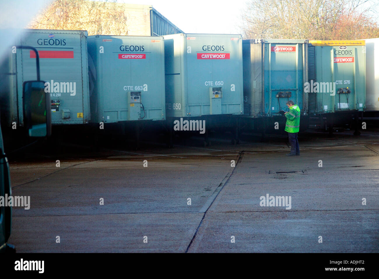 Geodis truck hi-res stock photography and images - Alamy