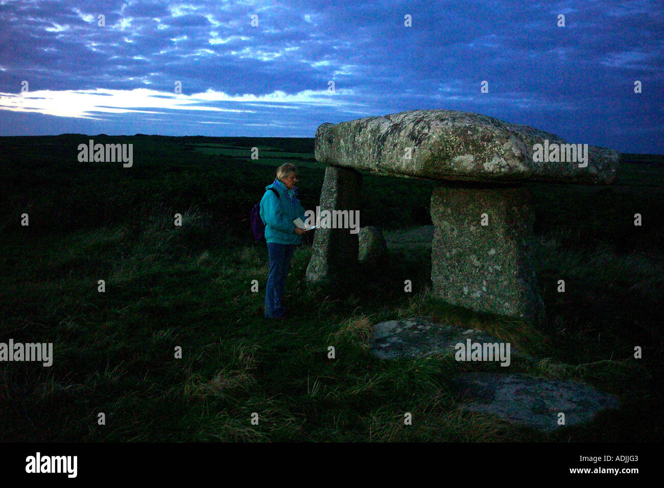 Dowsing rods hi-res stock photography and images - Alamy
