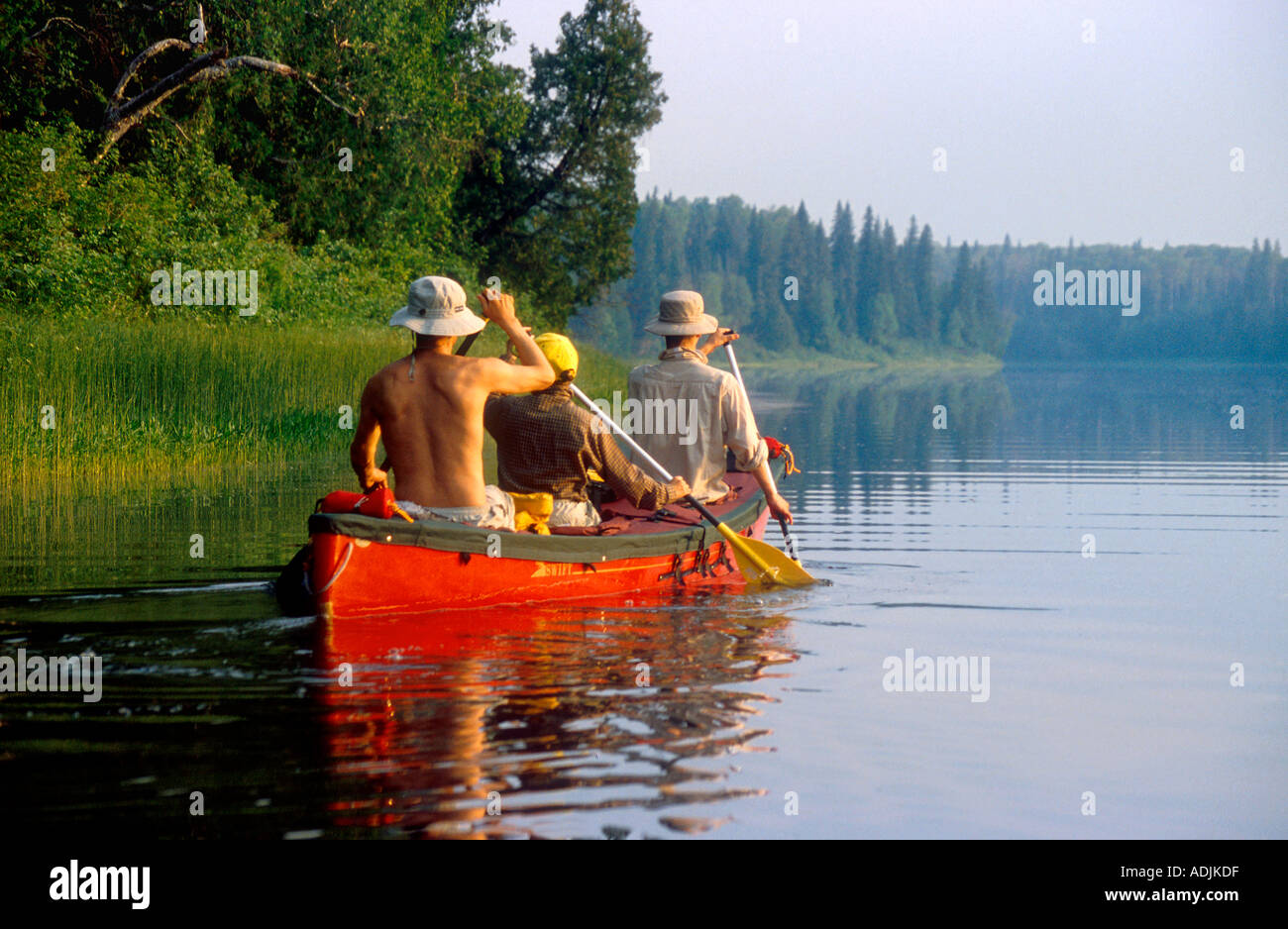 outdoor family adventure wilderness scenery canoeing Stock Photo - Alamy