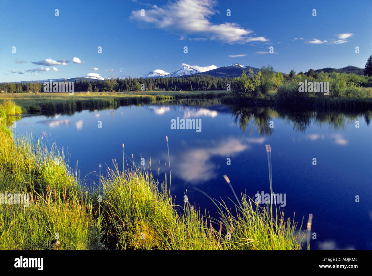 Three sisters oregon hi-res stock photography and images - Alamy