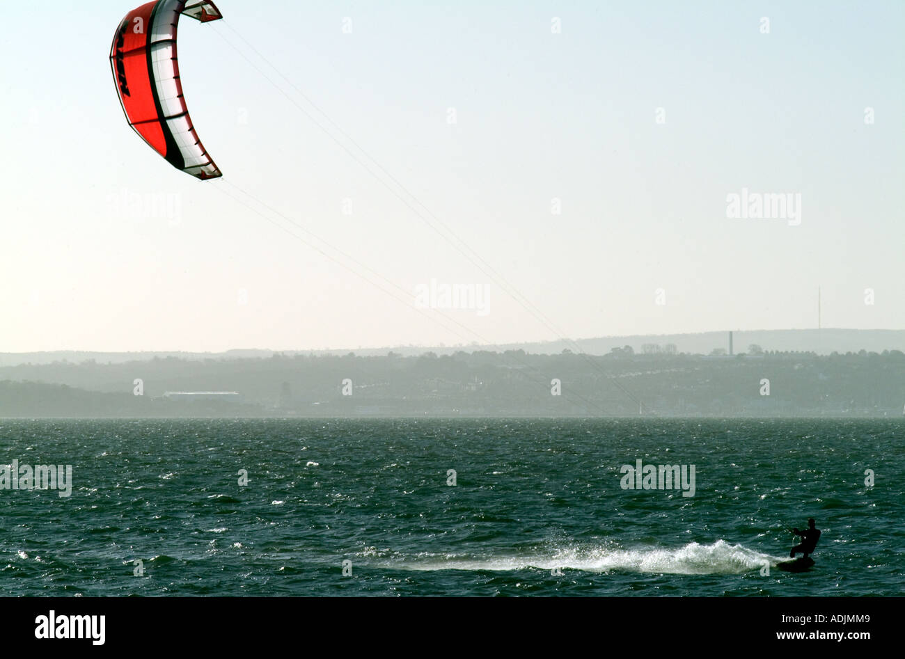 Kite surfing on the solent hi-res stock photography and images - Alamy
