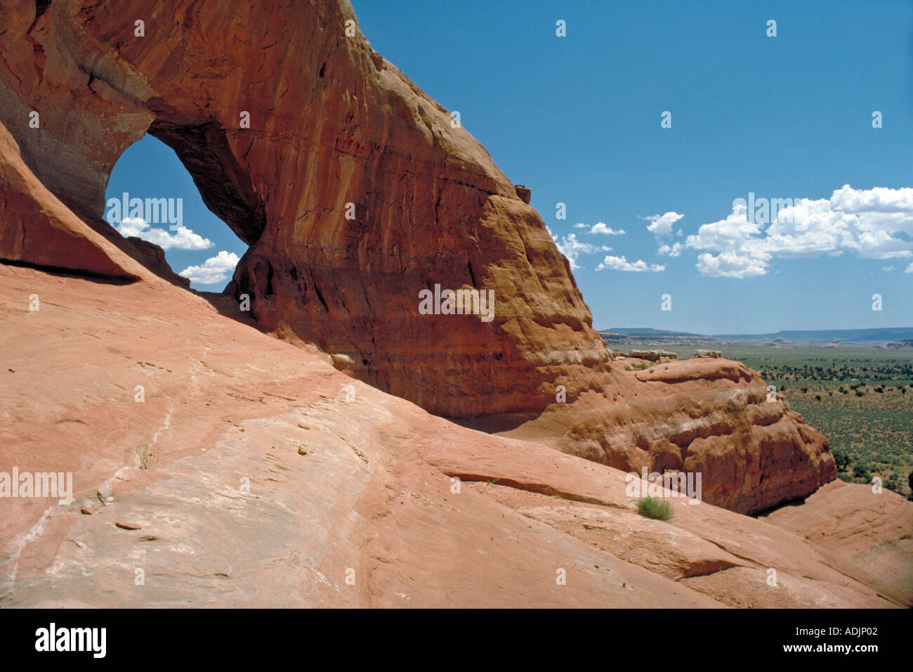 Sky though hole hi-res stock photography and images - Alamy