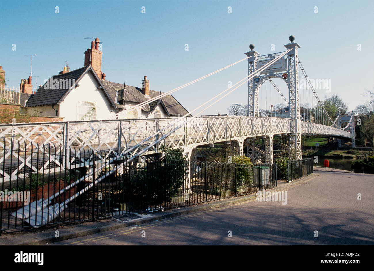Queens park pedestrian bridge hi-res stock photography and images - Alamy