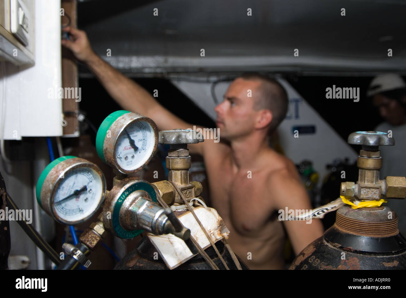 Helium mixing hi-res stock photography and images - Alamy