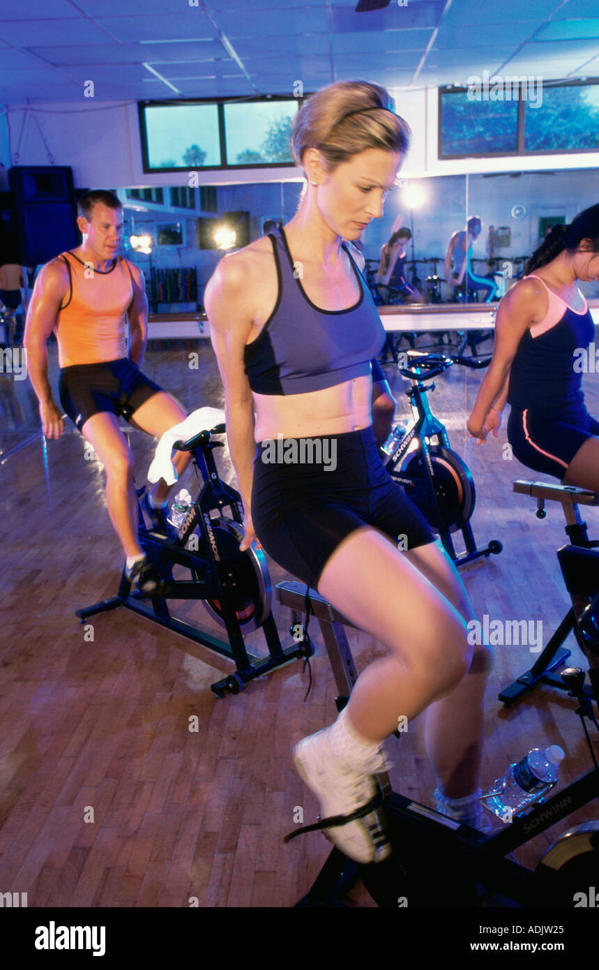 Two women spinning hi-res stock photography and images - Alamy