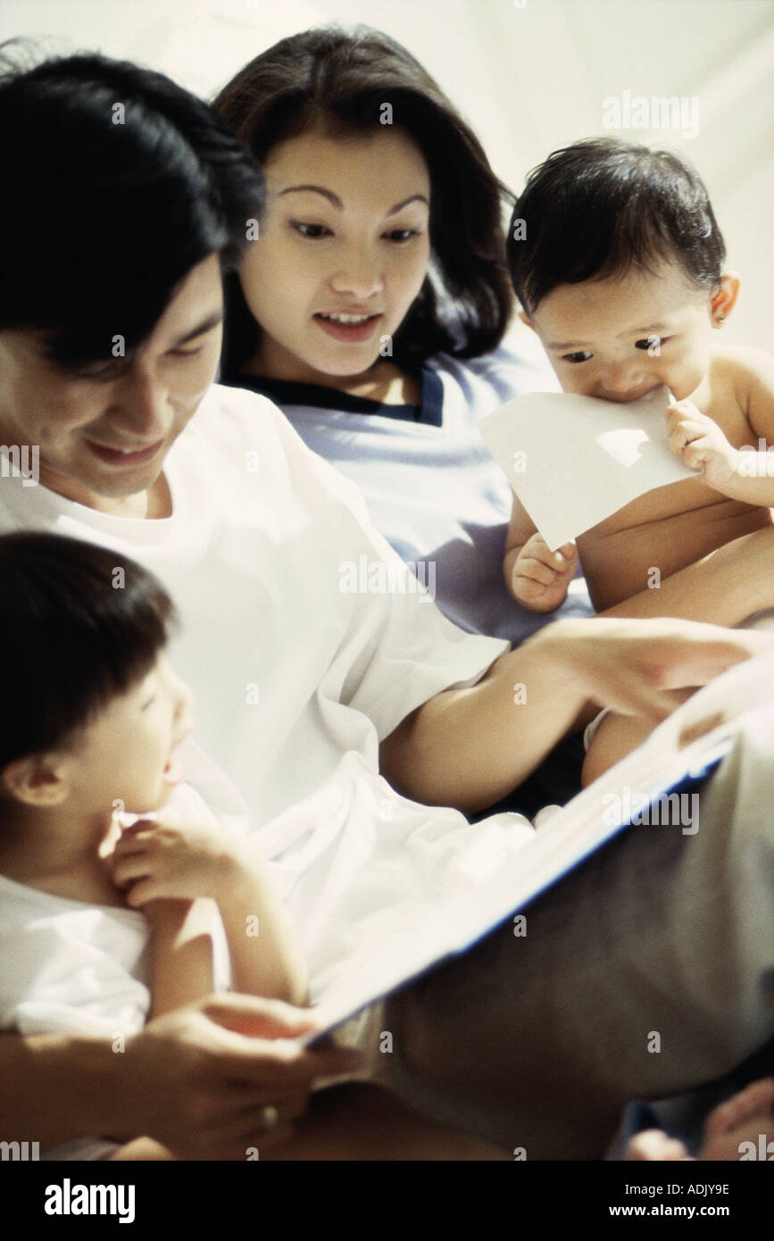 Parents story hi-res stock photography and images - Alamy