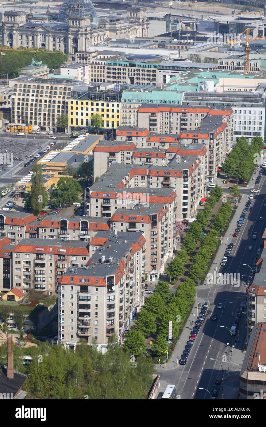 Aerial plan town vertical hi-res stock photography and images - Alamy